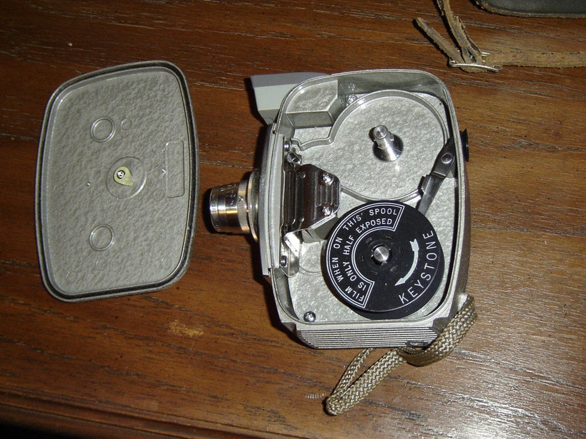 Vintage Keystone Capri K25 8 mm movie camera with case f2.3 half inch ...